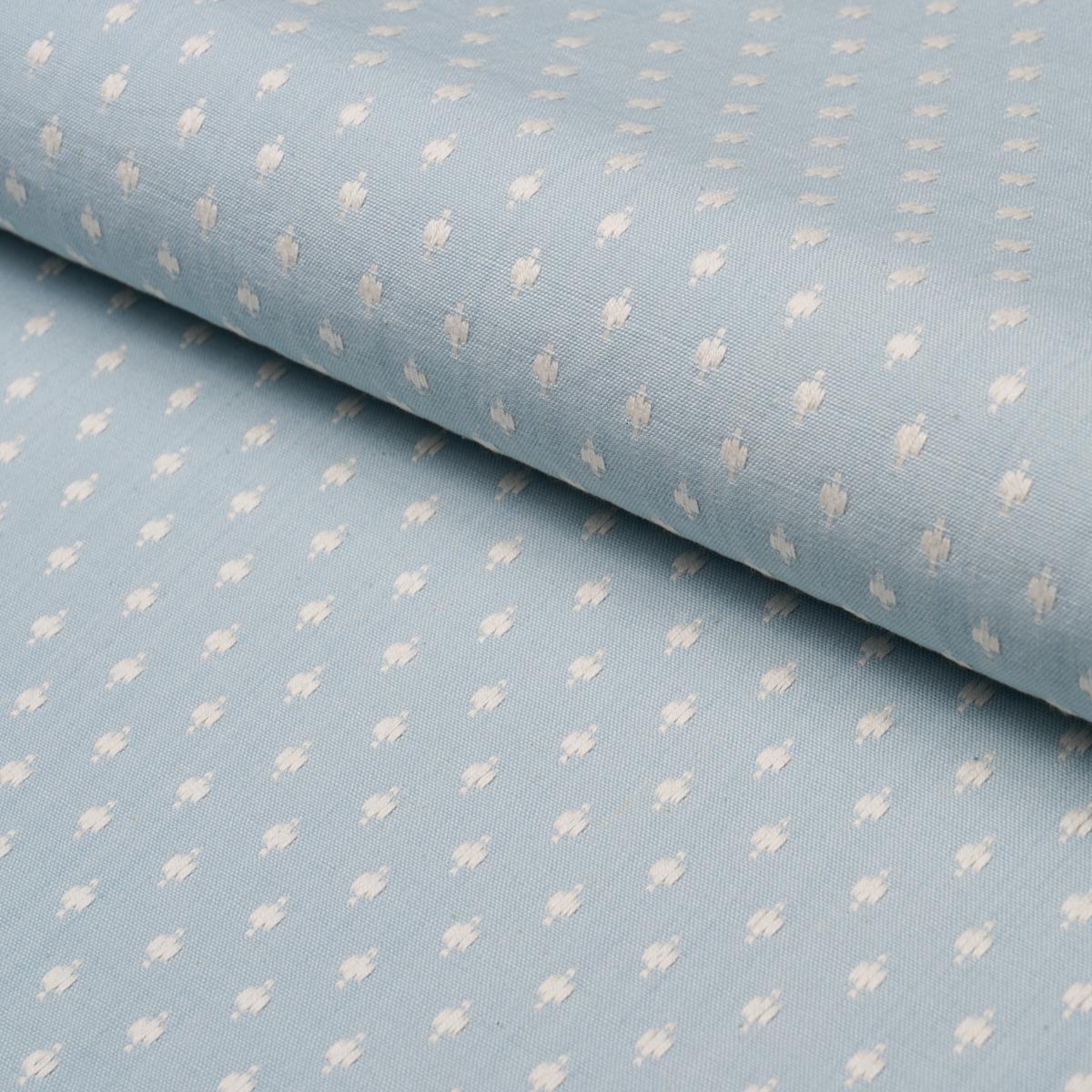 Barlow - Soft Blue Fabrics | Schumacher